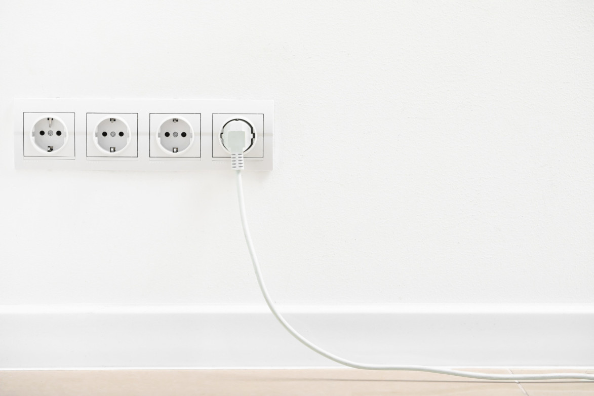 Hoe hoog plaats je een stopcontact boven de vloer? - Elektriciens ...